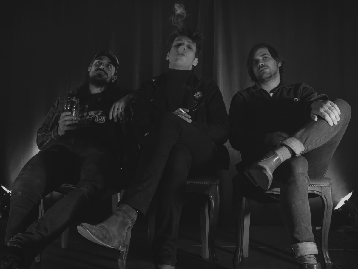 Covid opět zasáhl, Neptunian nahrazují Science Killer, stahujte ...